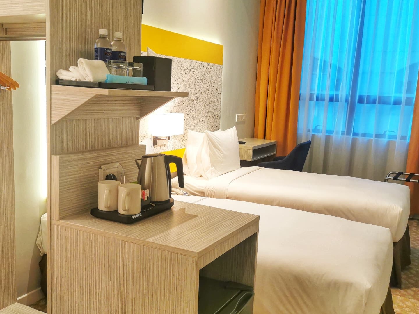 Hotel Review 2021 – Holiday Inn Express and Suites Johor Bahru | Live ...