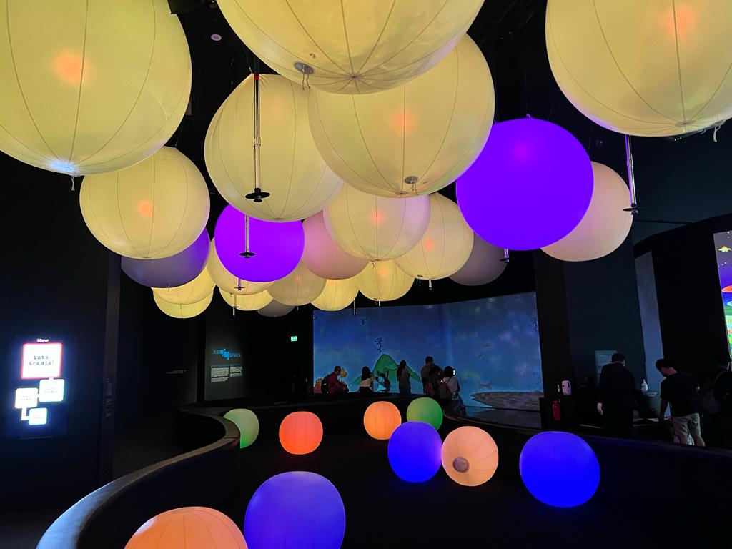 ArtScience Museum at Marina Bay Sands, Singapore | Live Life Lah.......