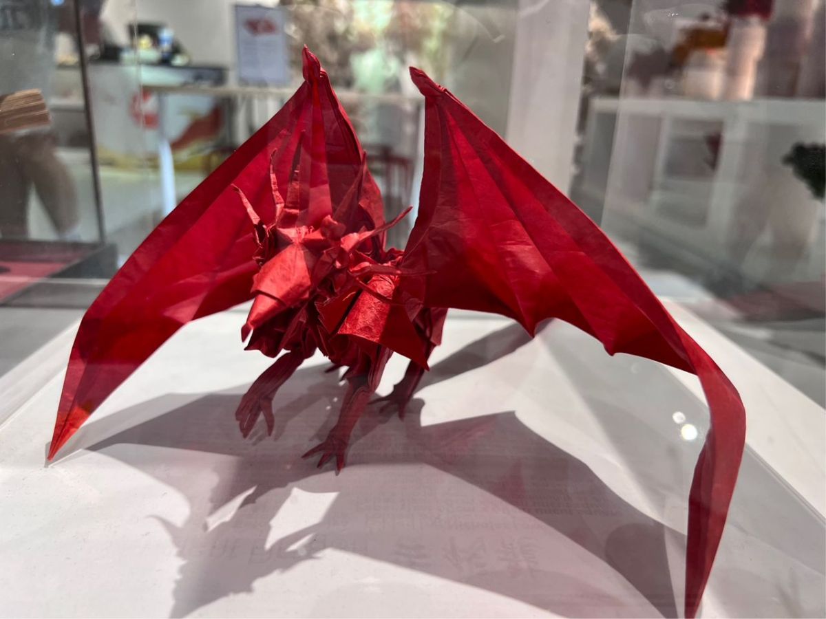 Mind Boggling Origami pieces at the World Origami Day Exhibition at ...
