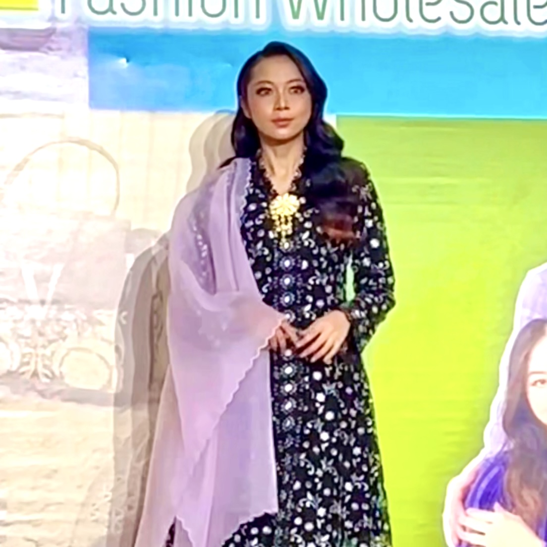 Raya 2026 – KWC Raya Preview Fashion Show | Live Life Lah.......